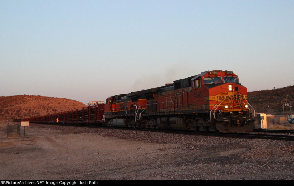BNSF 4593 & BNSF 980